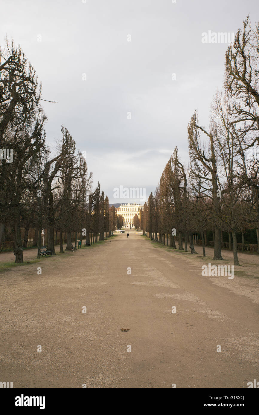 Walking tour vienna hi-res stock photography and images - Alamy