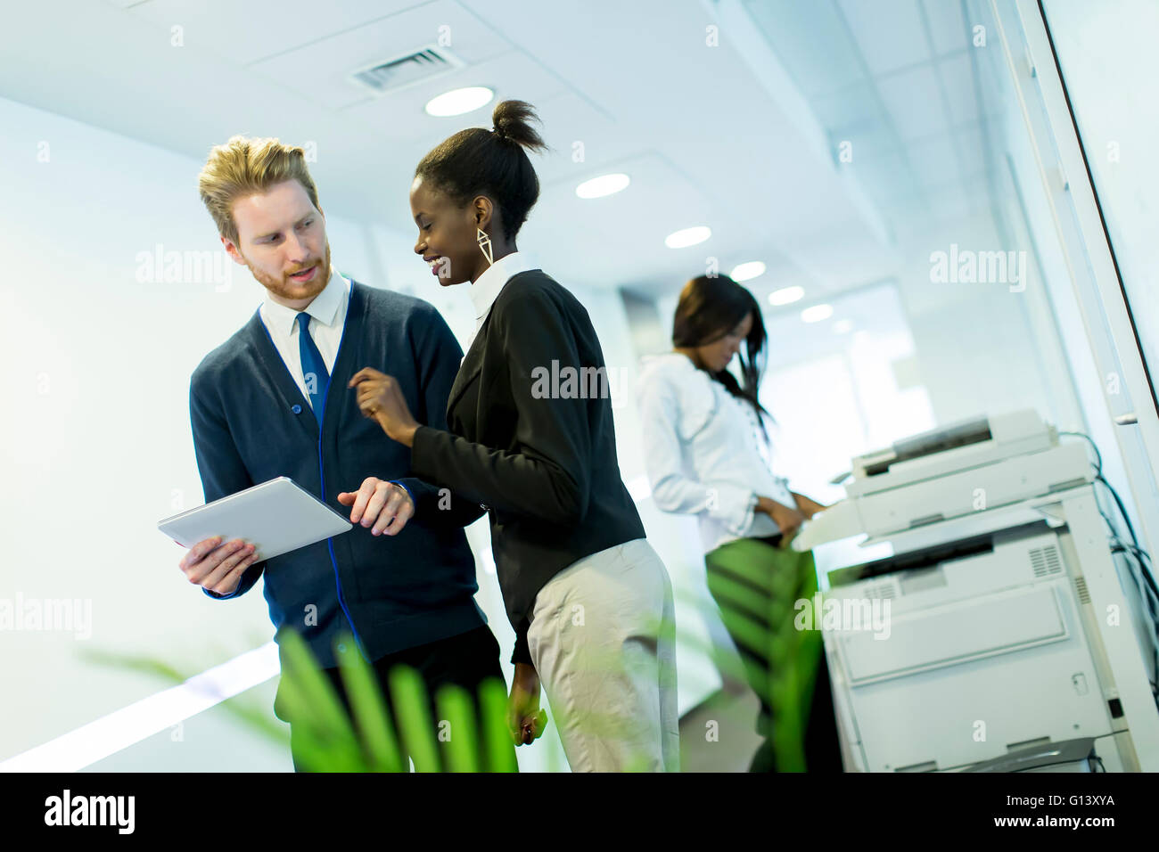 Business multiracial hi-res stock photography and images - Alamy