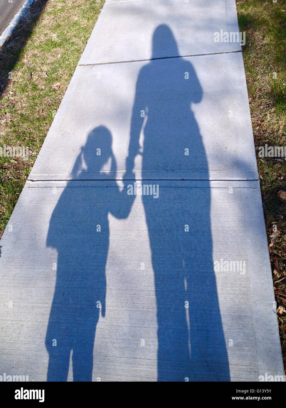 Child shadow outside sidewalk hi-res stock photography and images - Alamy