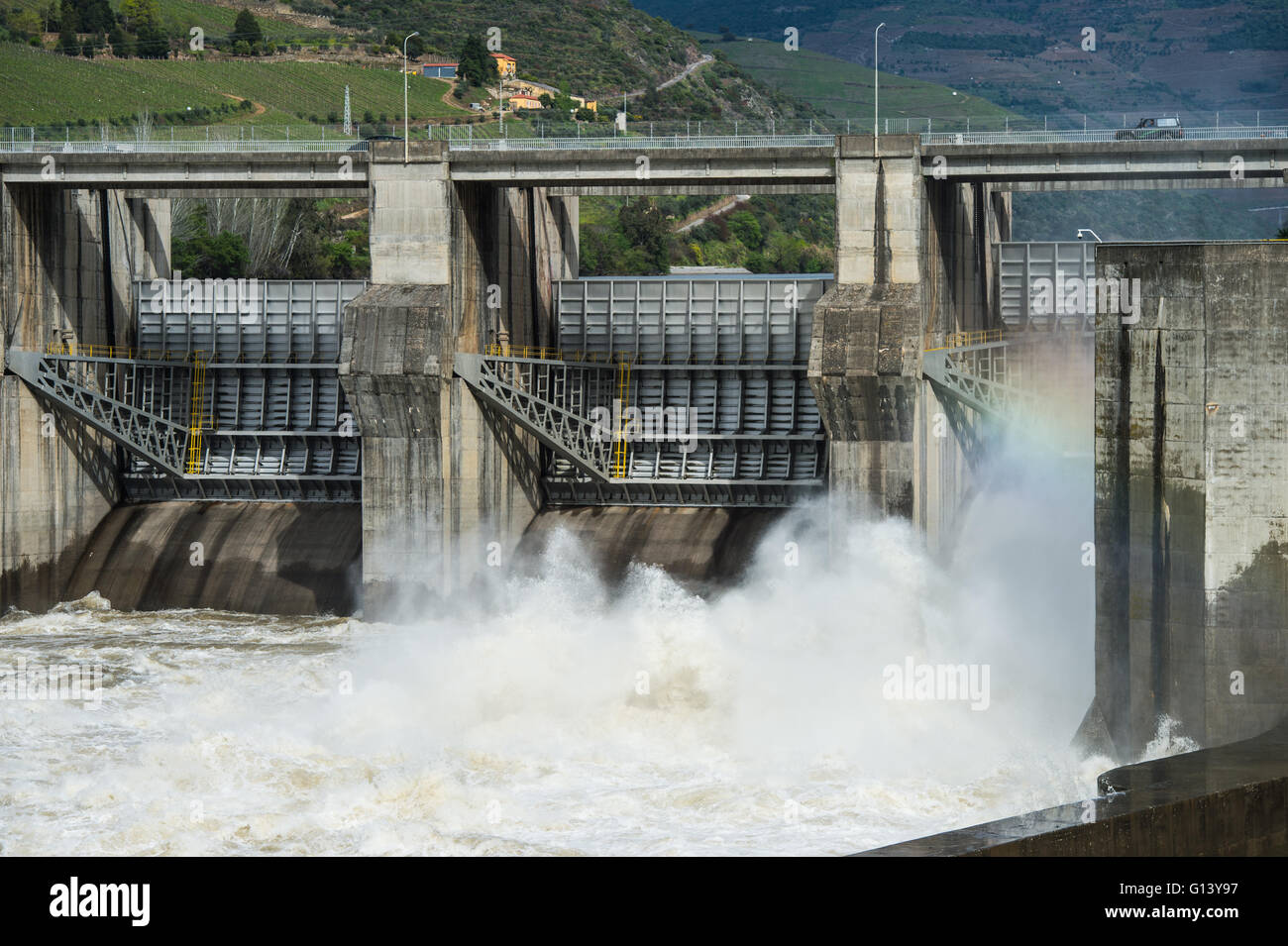 Valeira dam douro valley portugal hi-res stock photography and images ...