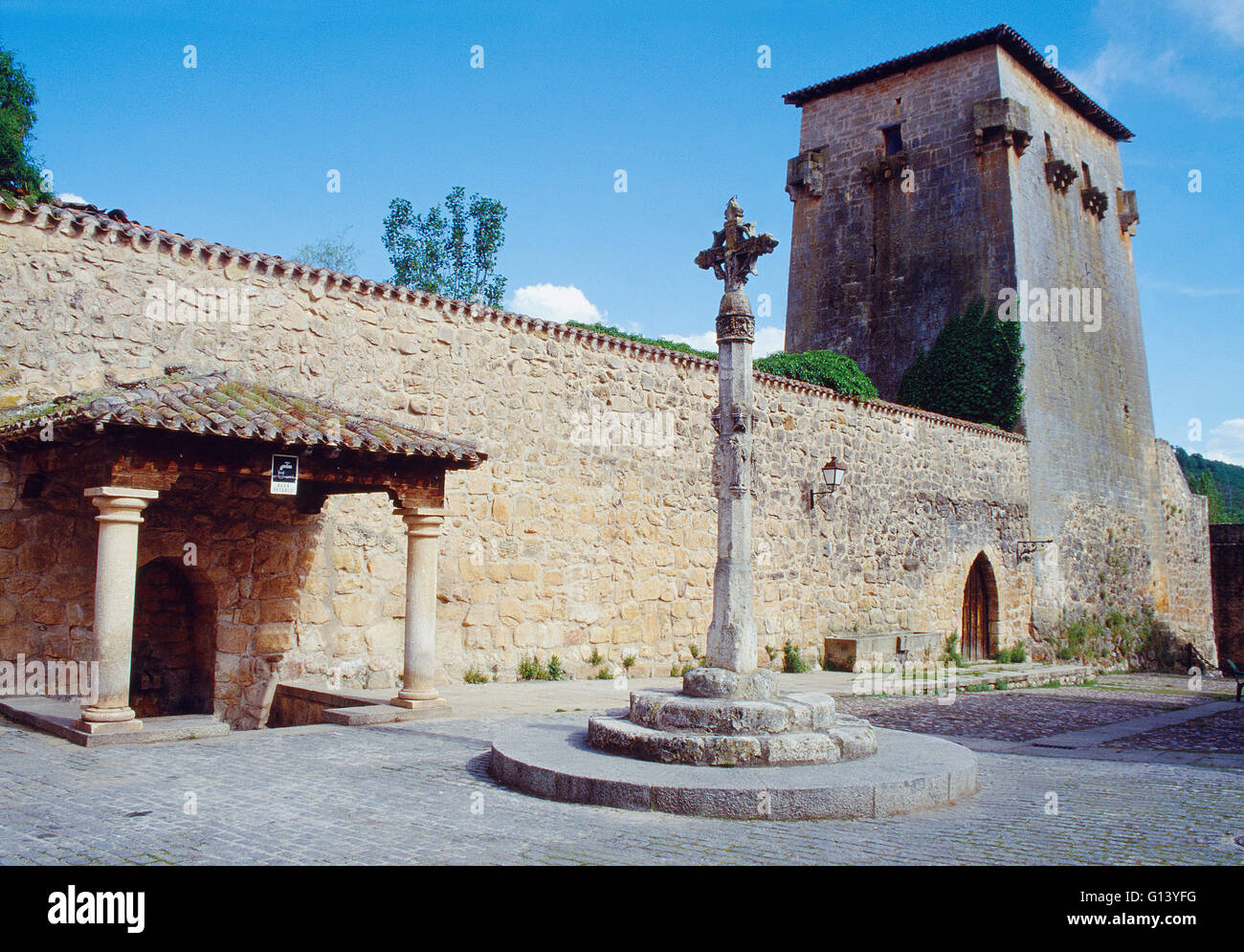 Fernan Gonzalez tower and stone cross. Covarrubias, Burgos province ...