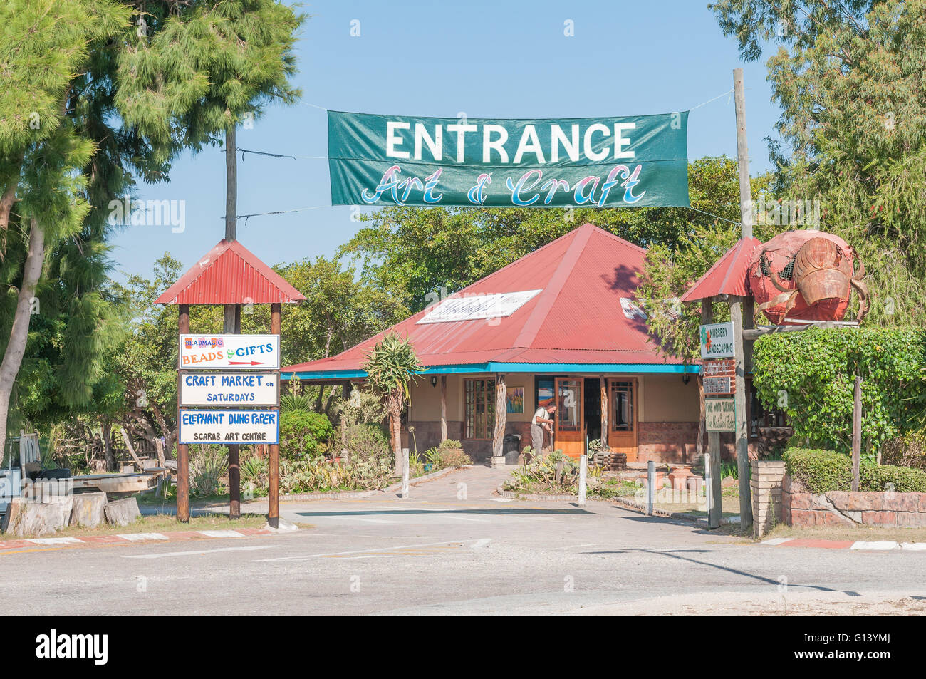SEDGEFIELD, SOUTH AFRICA - MARCH 4, 2016: The entrance to an art and ...