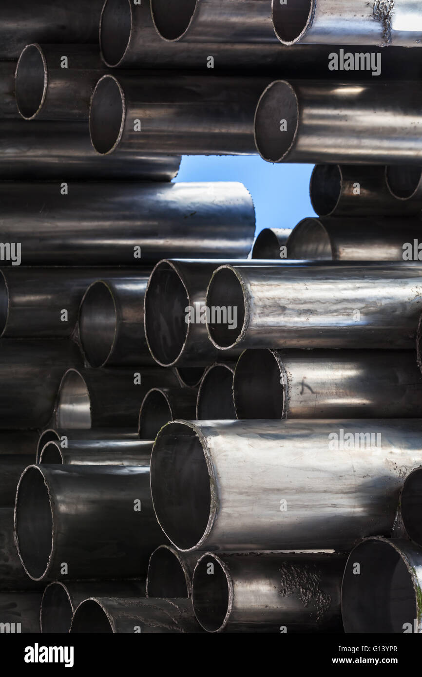 Metal tubes hi-res stock photography and images - Alamy