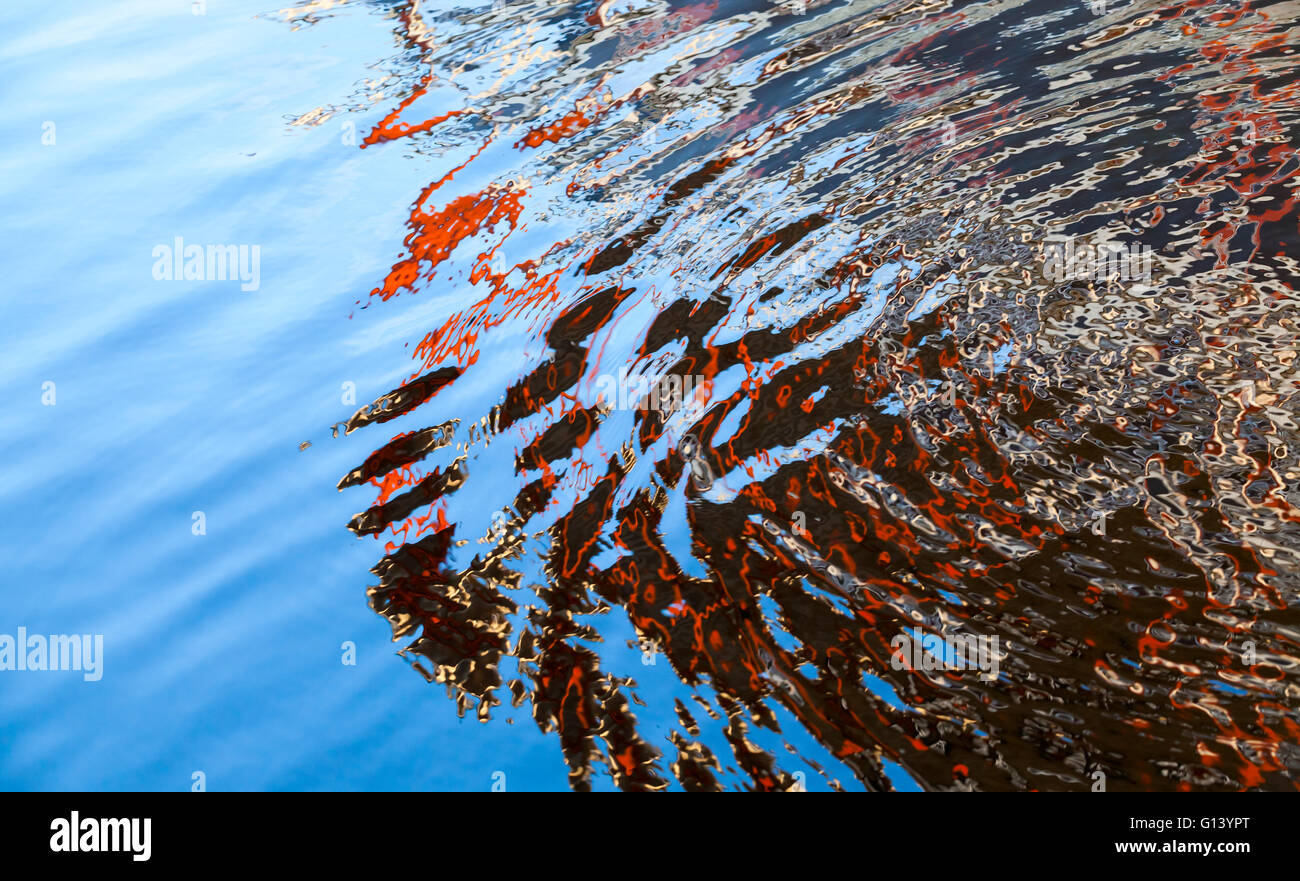 Flowing water texture hi-res stock photography and images - Alamy