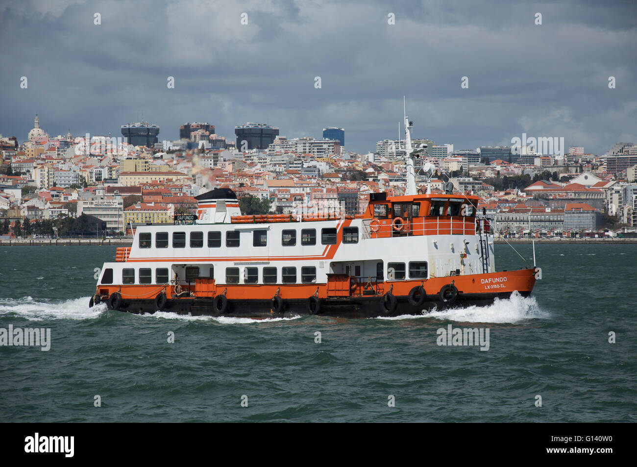 1984 service ferry hi-res stock photography and images - Alamy