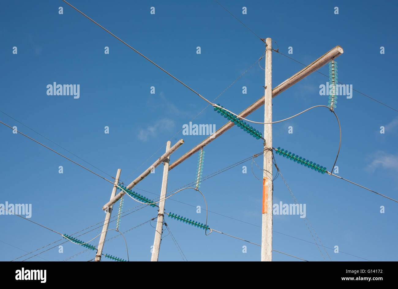 Wooden power pole lines insulators hi-res stock photography and images ...
