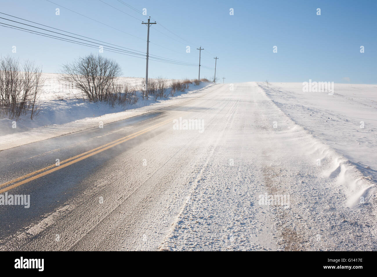 High winds snow hi-res stock photography and images - Alamy