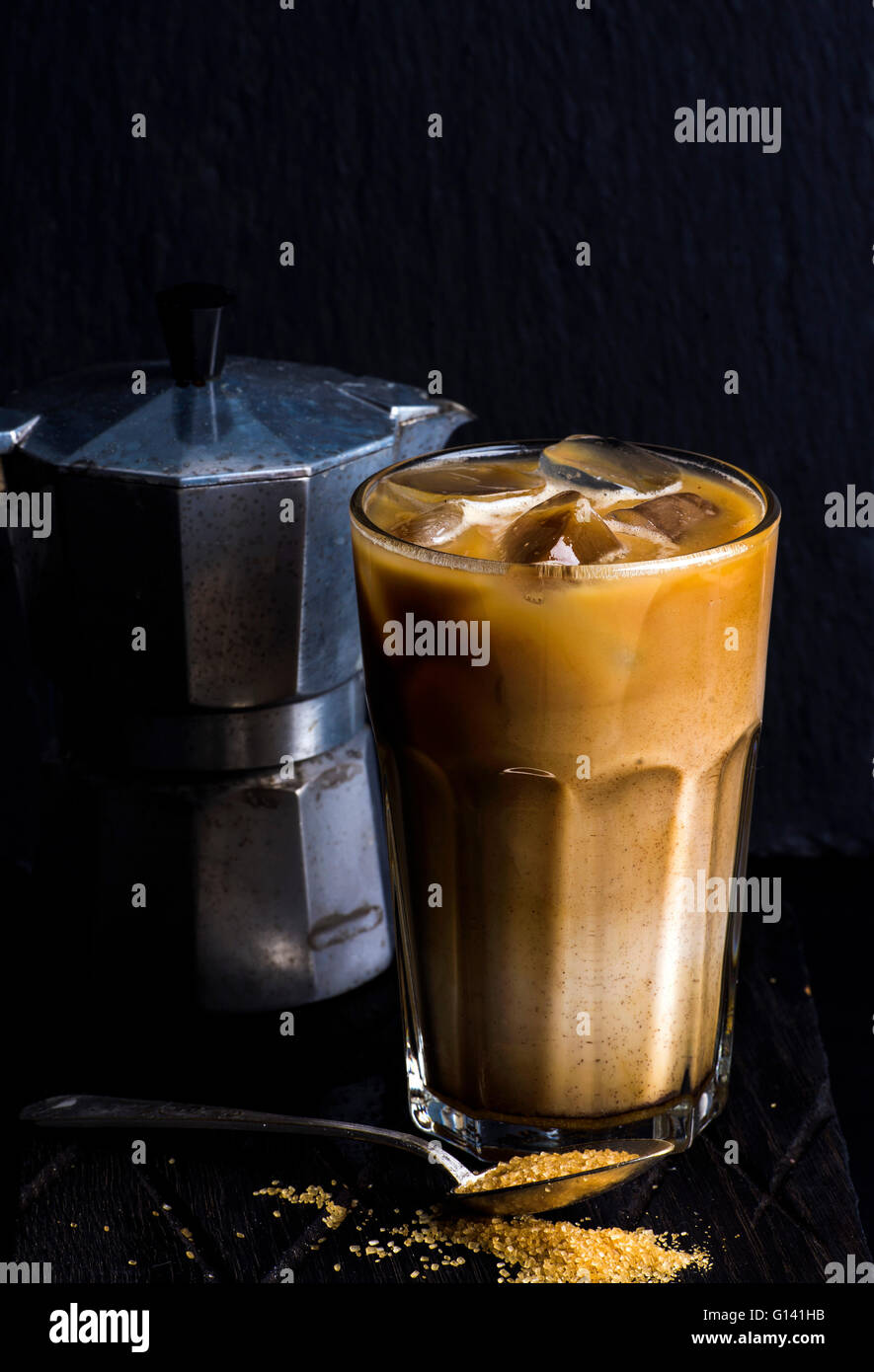 Tall glass iced coffee hi-res stock photography and images - Alamy
