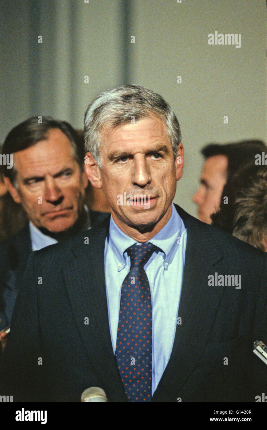 United States Senator John Danforth (Republican of Missouri) speaks ...