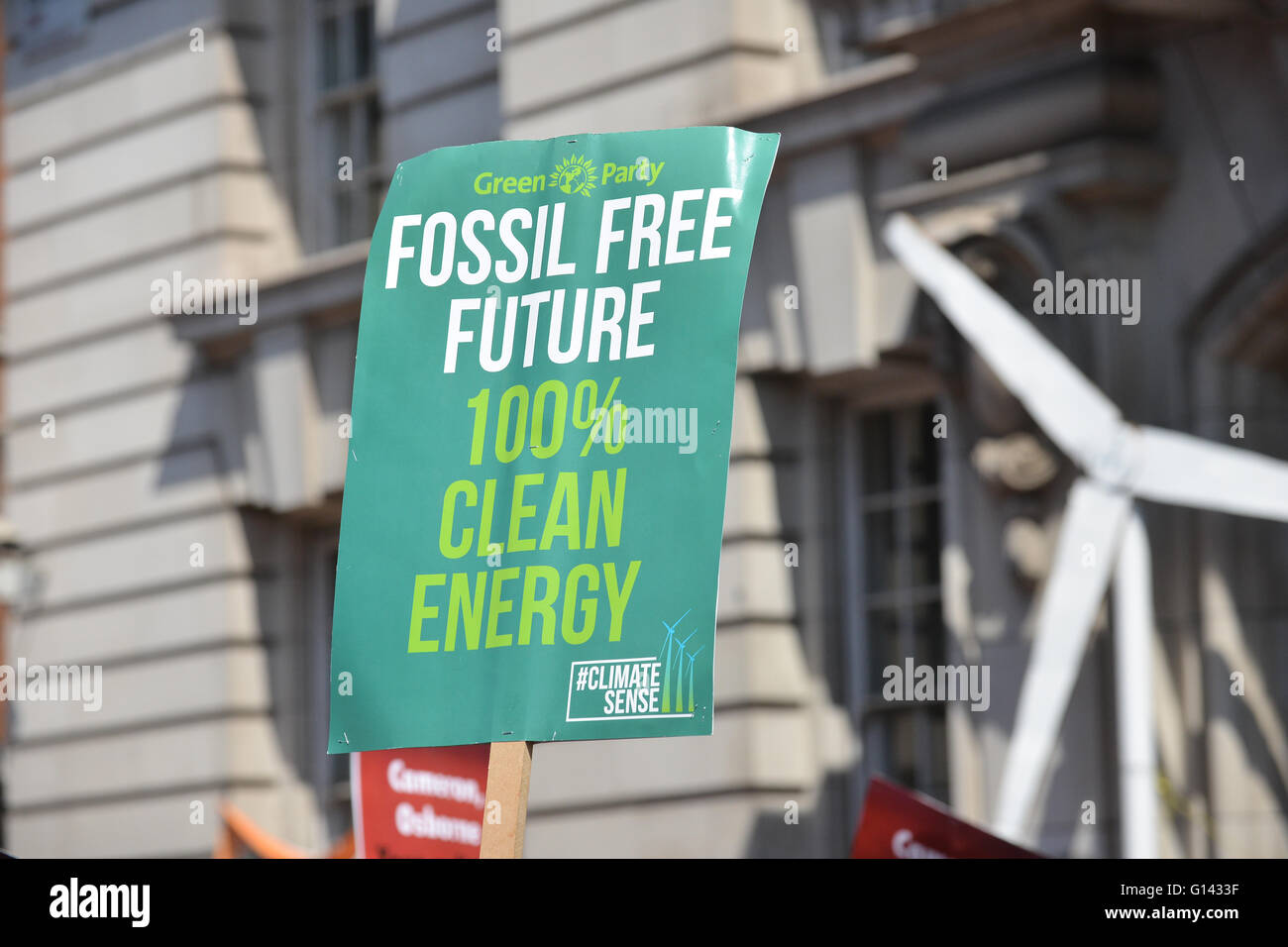 Campaign against climate change hi-res stock photography and images - Alamy