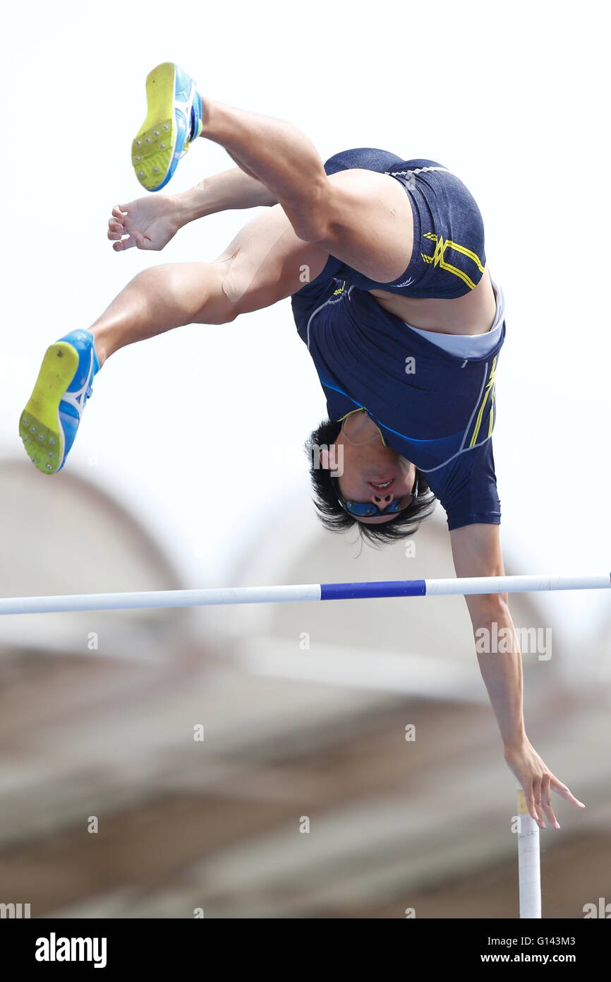 Kawasaki Men's Pole Vault at Todoroki Stadium, Kanagawa, Japan. 8th May ...
