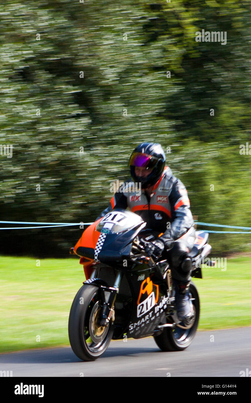 Ducati 996 motorcycle hi-res stock photography and images - Alamy