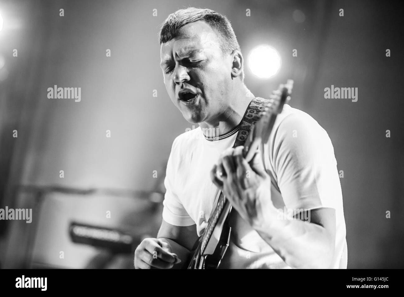 May 7, 2016 - Detroit, Michigan, U.S - BRAD SHULTZ of CAGE THE ELEPHANT ...