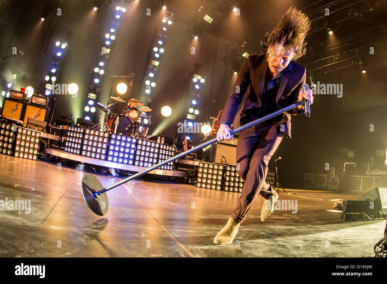 May 7, 2016 - Detroit, Michigan, U.S - MATT SHULTZ of CAGE THE ELEPHANT ...