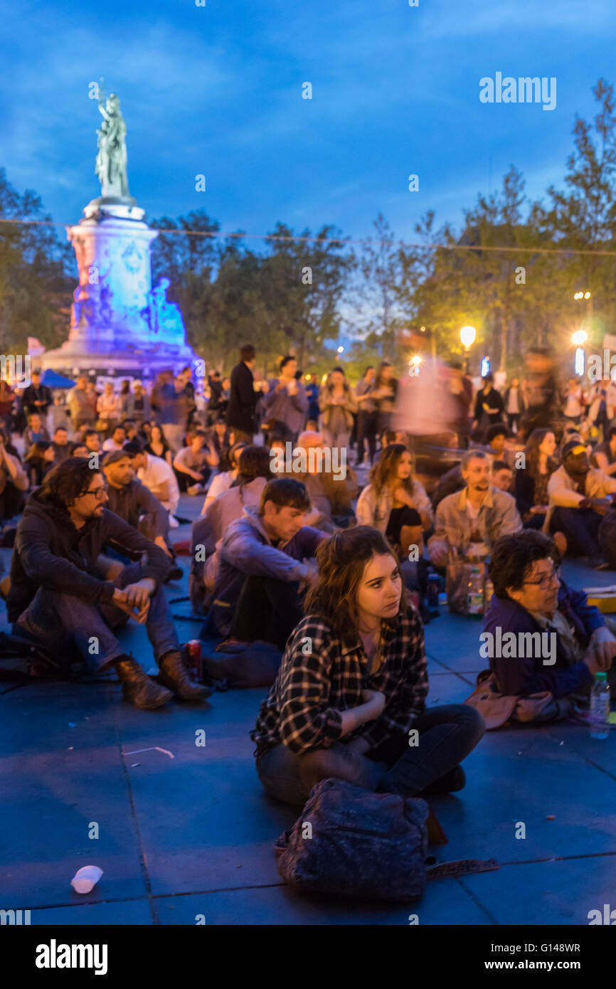 Paris, France. 8th May 2016. People gather every night Place de la ...