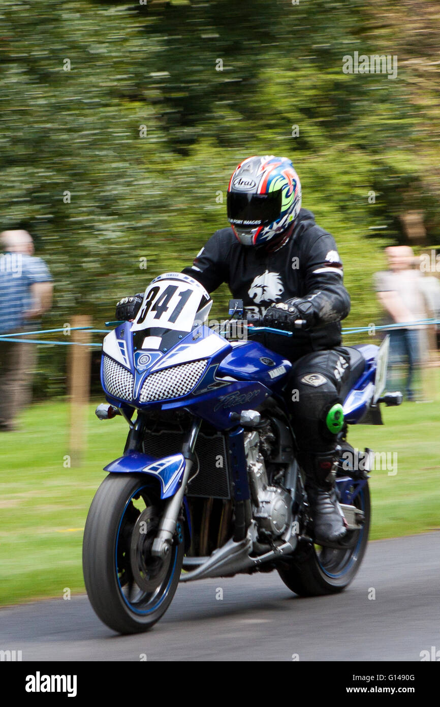 Chorley, Lancashire, UK. 8th May, 2016. 341, Simon Mara, Yamaha, Fazer ...