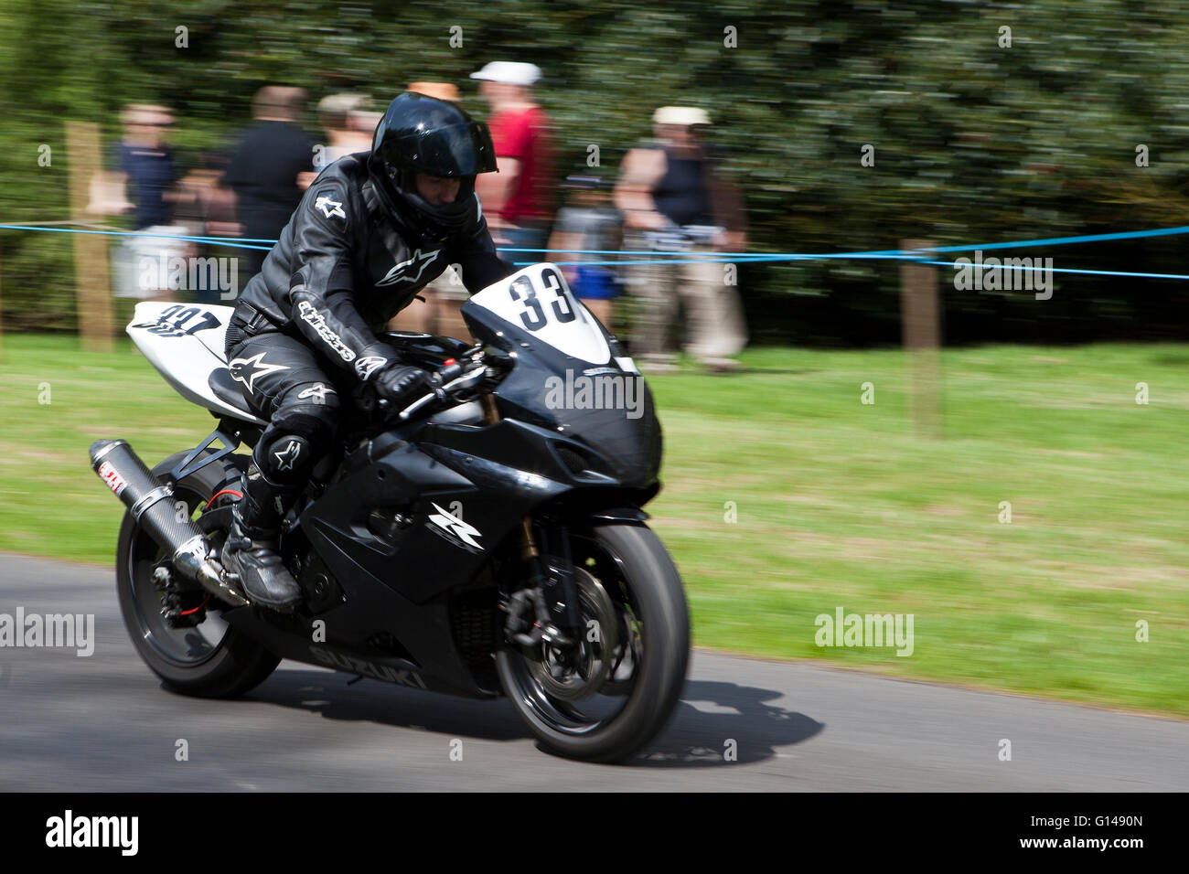 Chorley, Lancashire, UK. 8th May, 2016. 337, Robert Mercer, Suzuki ...