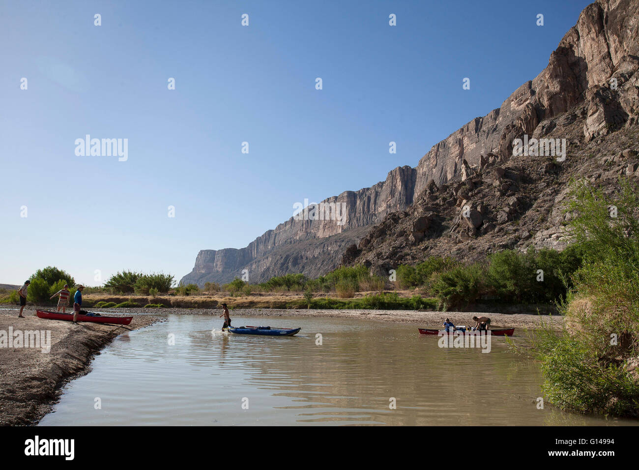 Terlingua, Texas, USA. 1st May, 2016. 5/1/2016. A group paddling thru ...