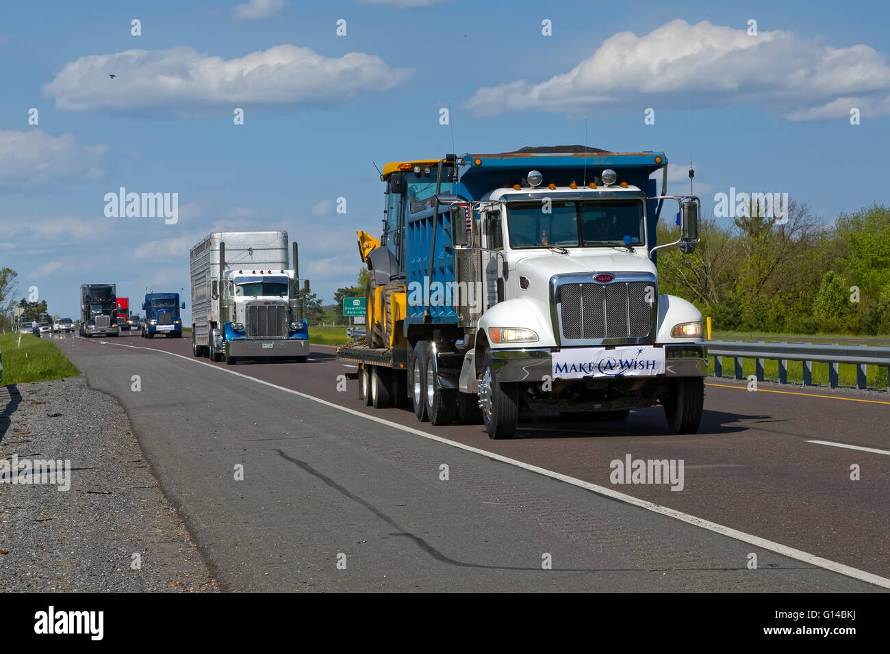 Largest convoy hi-res stock photography and images - Alamy
