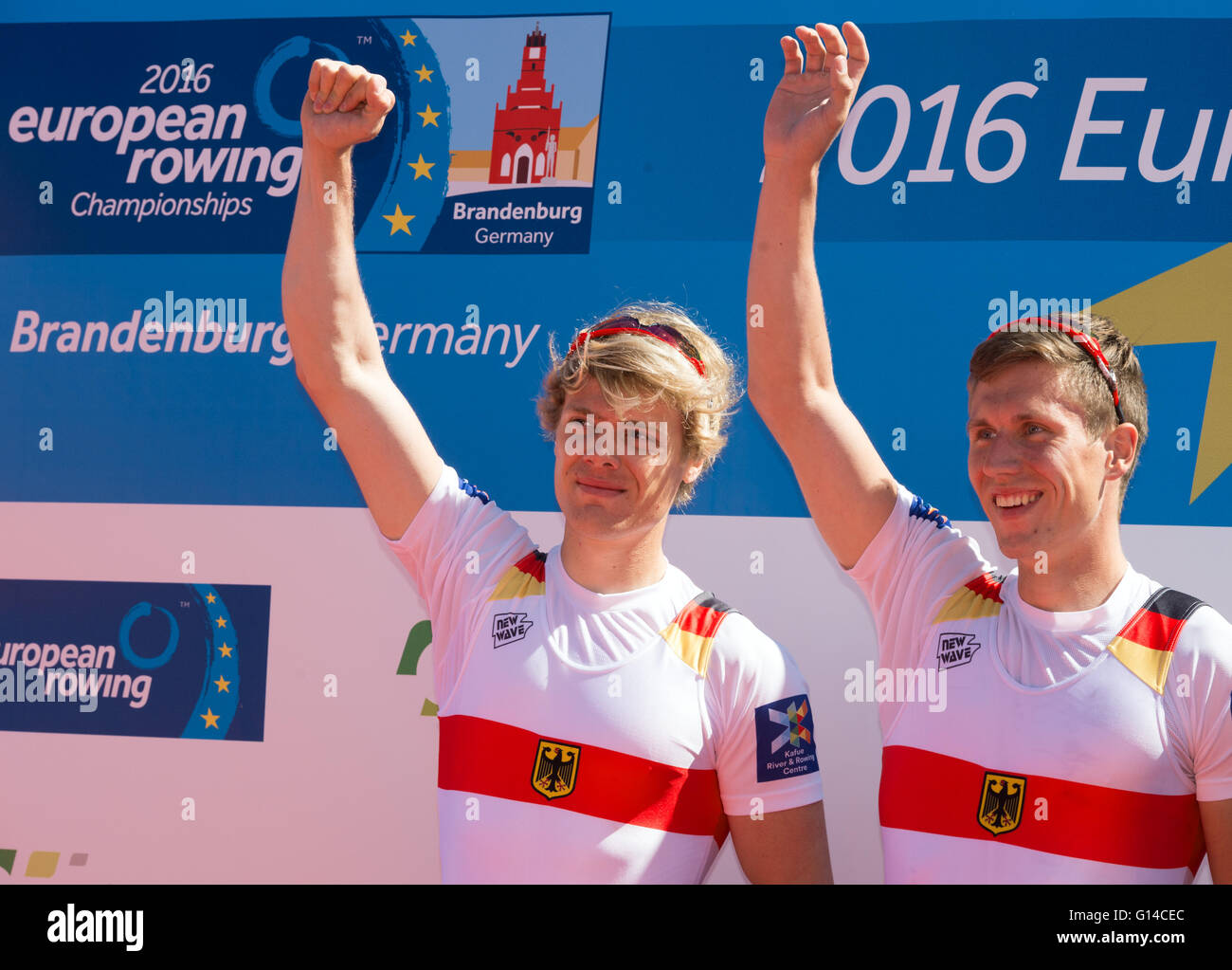 Brandenburg/Havel, Germany, 08 May 2016. Moritz Moos (r) und Jason ...