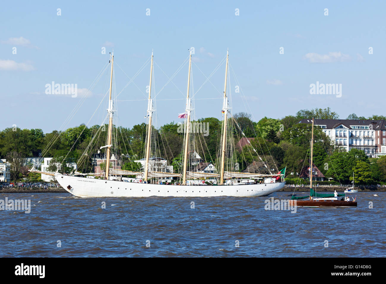 Portuguese sailing ship hi-res stock photography and images - Alamy