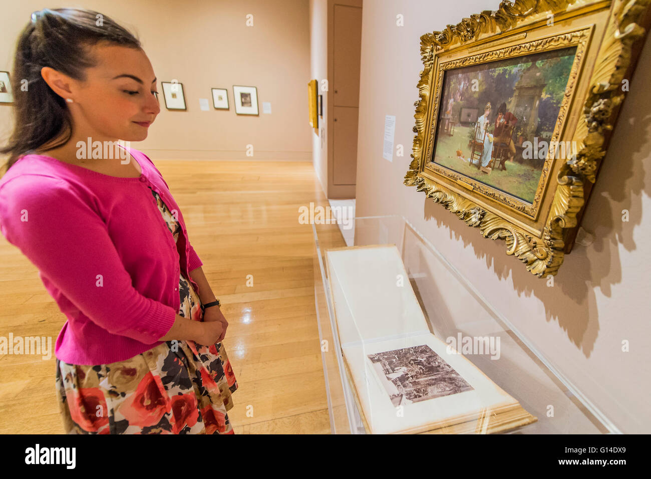 Tate gallery london pre raphaelites hi-res stock photography and images ...