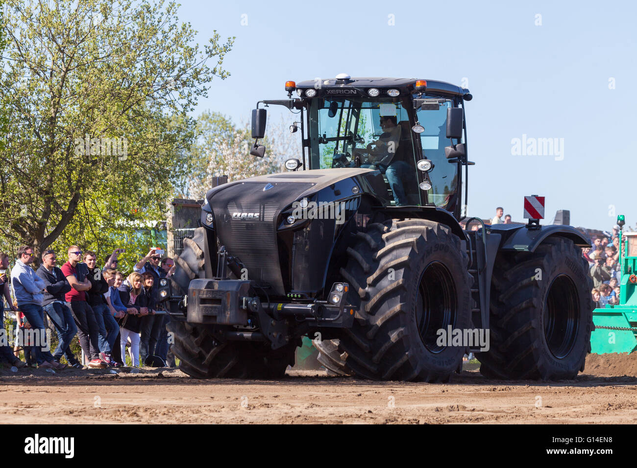 German claas xerion tractor drives hi-res stock photography and images ...