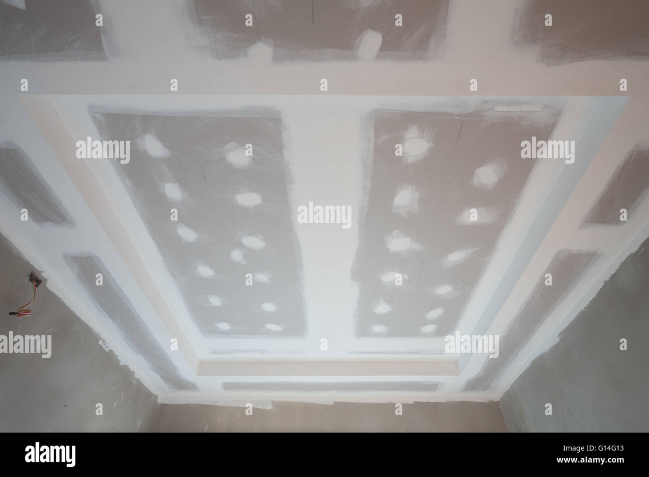 gypsum board ceiling of house at construction site Stock Photo - Alamy