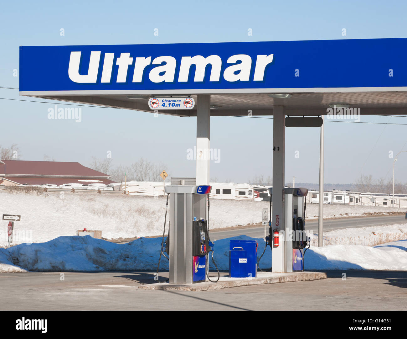 Ultramar Petrol Station High Resolution Stock Photography and Images ...