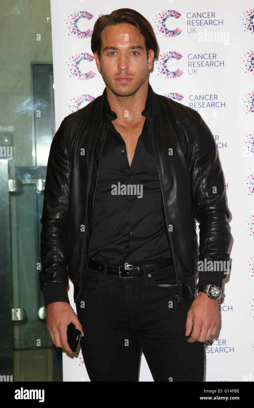 James Ingham's Jog-On to Cancer held at the Kensington Roof Gardens ...