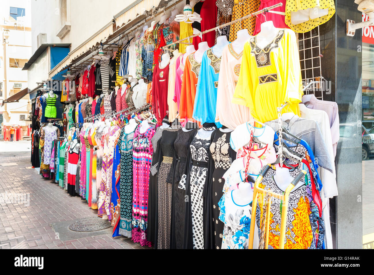 Clothing outdoor market hi-res stock photography and images - Alamy