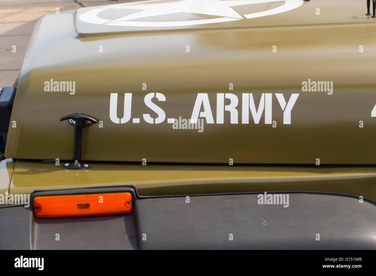 Us army car hi-res stock photography and images - Alamy