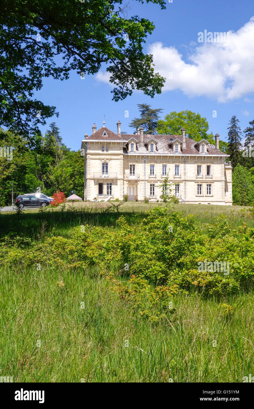 Wine region bordeaux hi-res stock photography and images - Alamy