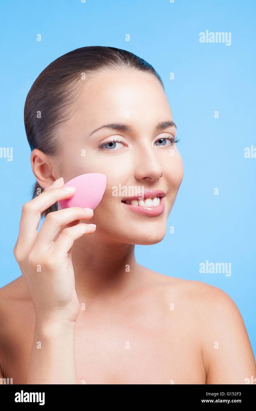 Woman beauty sponge face hi-res stock photography and images - Alamy