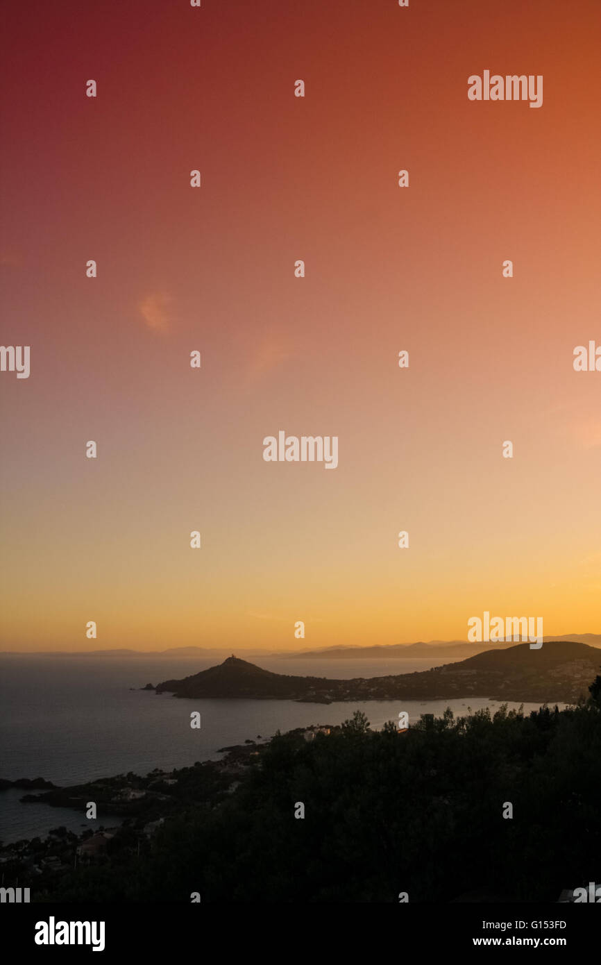Curve of a bay hi-res stock photography and images - Alamy