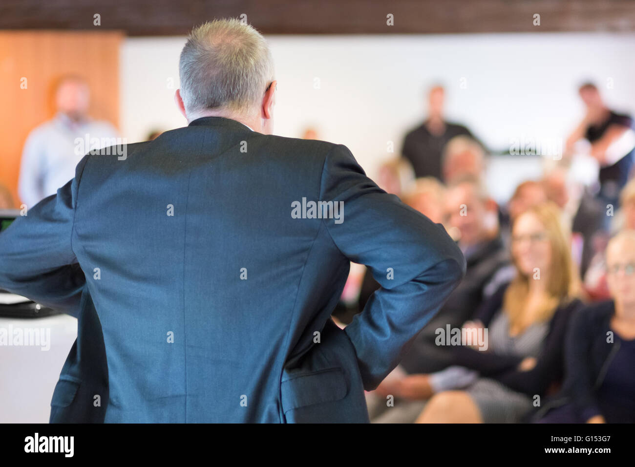 Leader man authoritative hi-res stock photography and images - Alamy