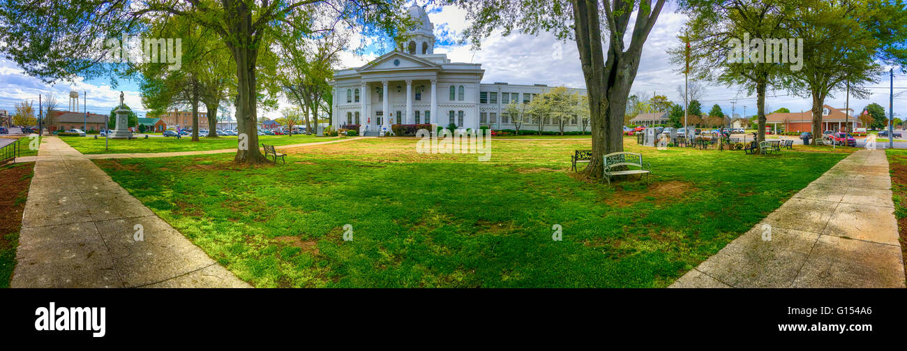Colbert County Courthouse in Tuscumbia, Alabama Stock Photo - Alamy
