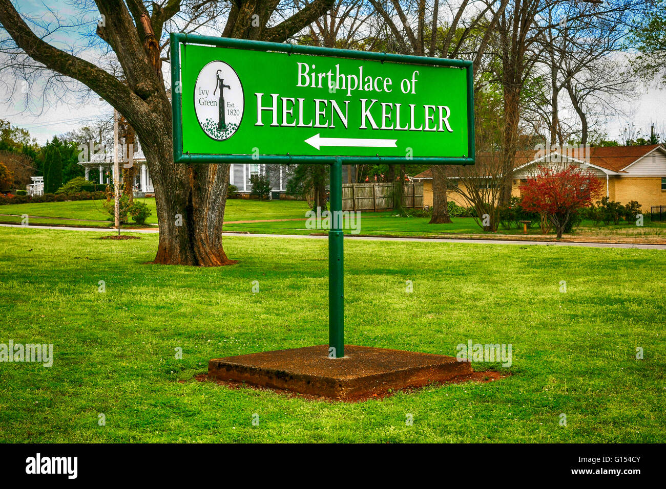 Ivy Green, the birthplace and childhood home of Helen keller sign in ...