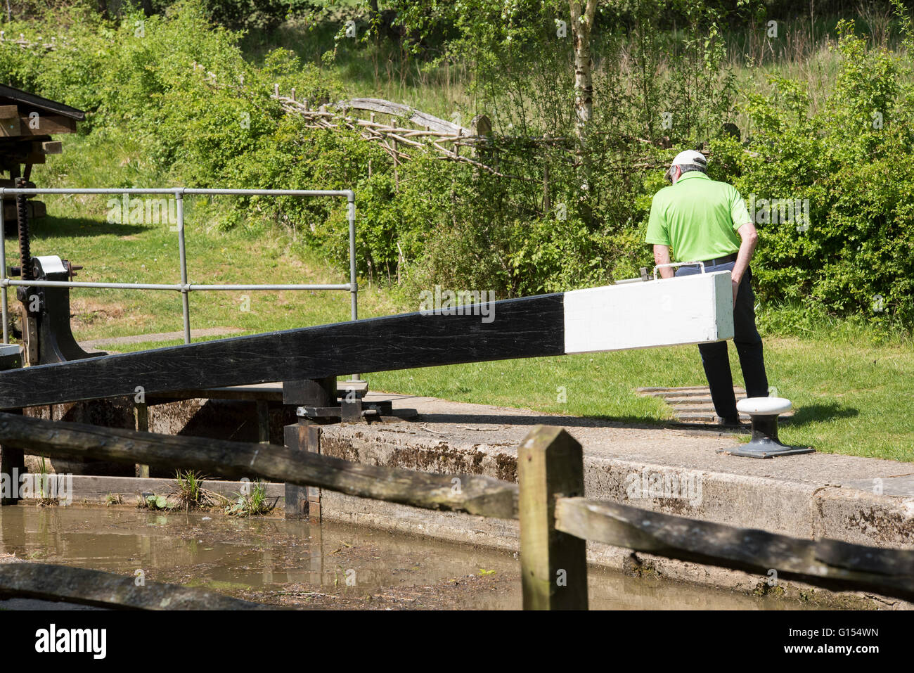 Paddle with lock hi-res stock photography and images - Alamy