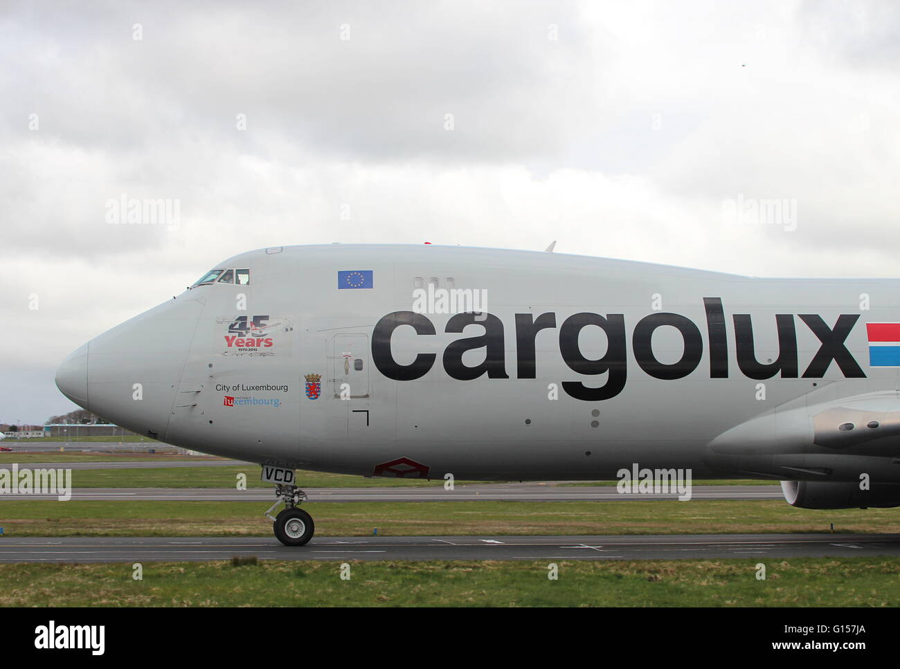 Boeing 747 jumbo jet nose hi-res stock photography and images - Alamy