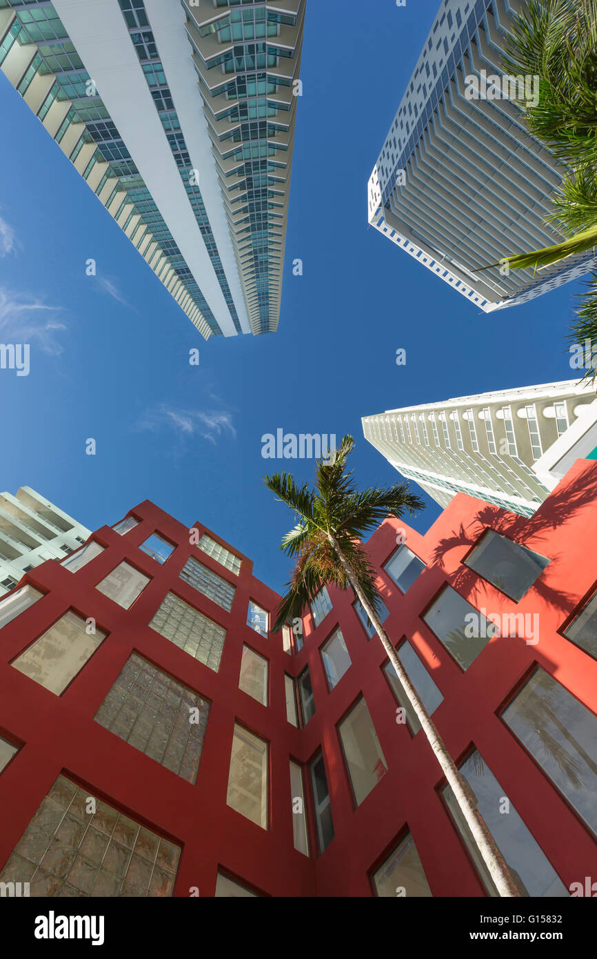 LUXURY HIGH RISE SKYSCRAPERS DOWNTOWN MIAMI FLORIDA USA Stock Photo - Alamy