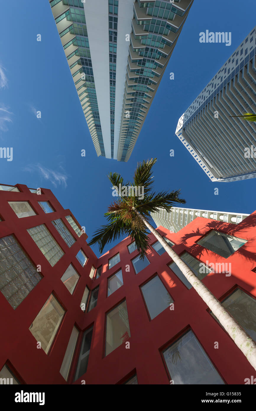 LUXURY HIGH RISE SKYSCRAPERS DOWNTOWN MIAMI FLORIDA USA Stock Photo - Alamy