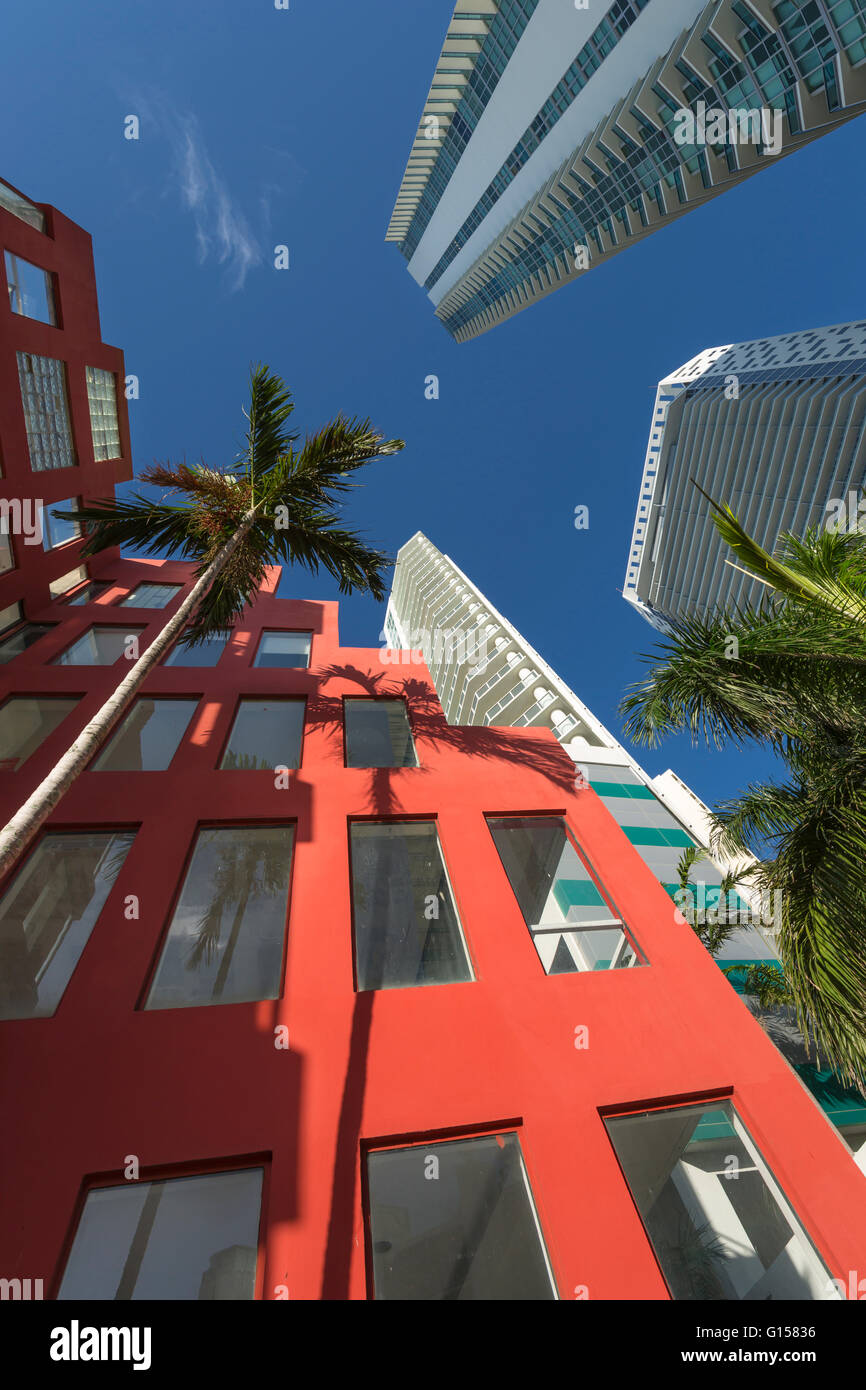 LUXURY HIGH RISE SKYSCRAPERS DOWNTOWN MIAMI FLORIDA USA Stock Photo - Alamy