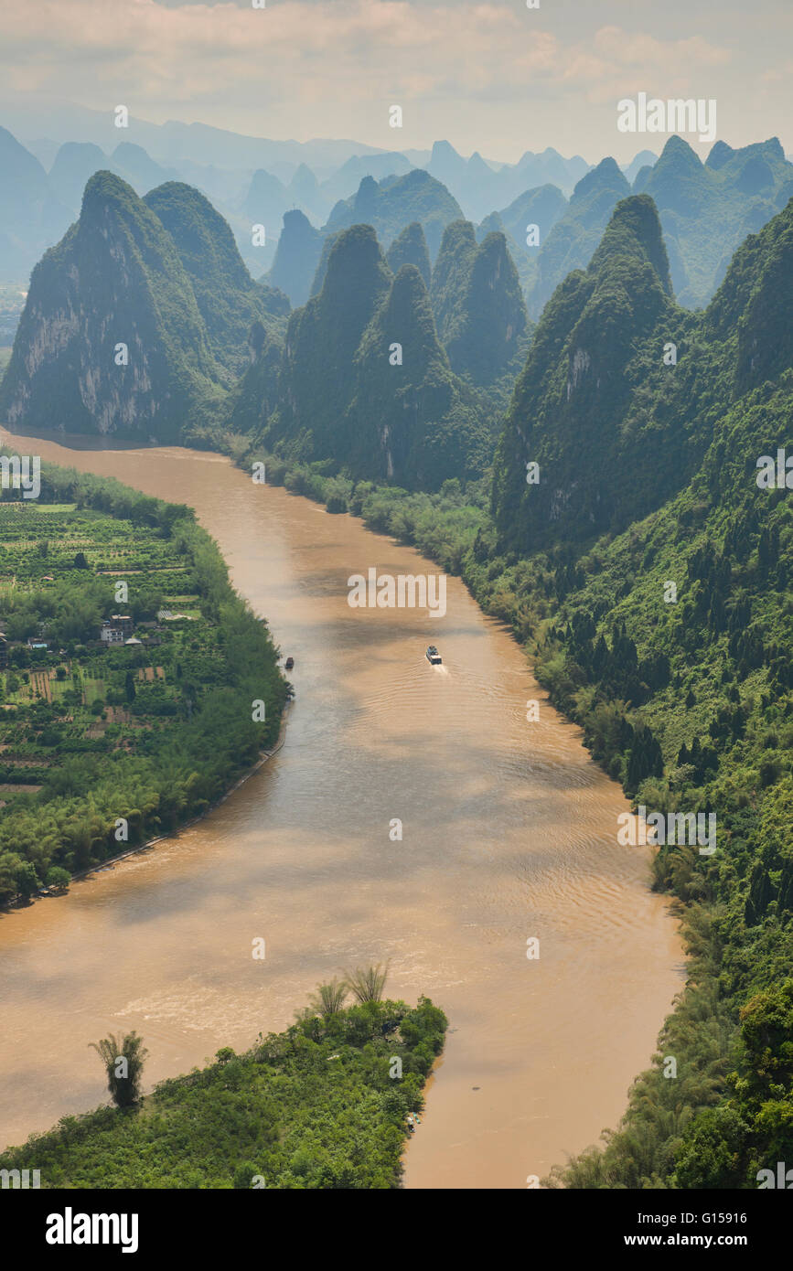 Boat traveling up the scenic Li River, Xingping, Guangxi Autonomous ...