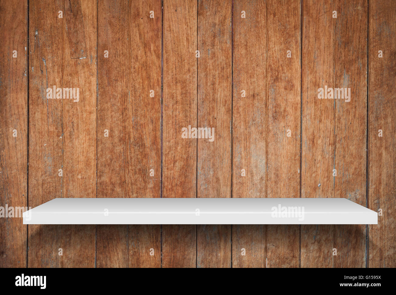 Empty shelf hi-res stock photography and images - Alamy