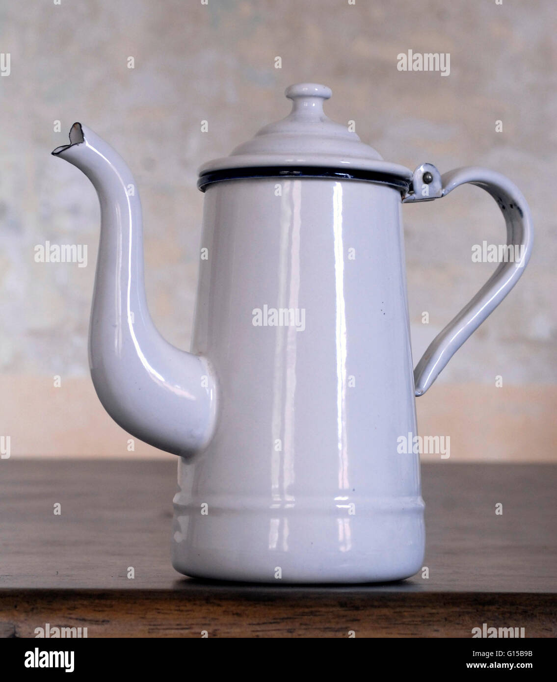 Enamel pitcher hi-res stock photography and images - Alamy