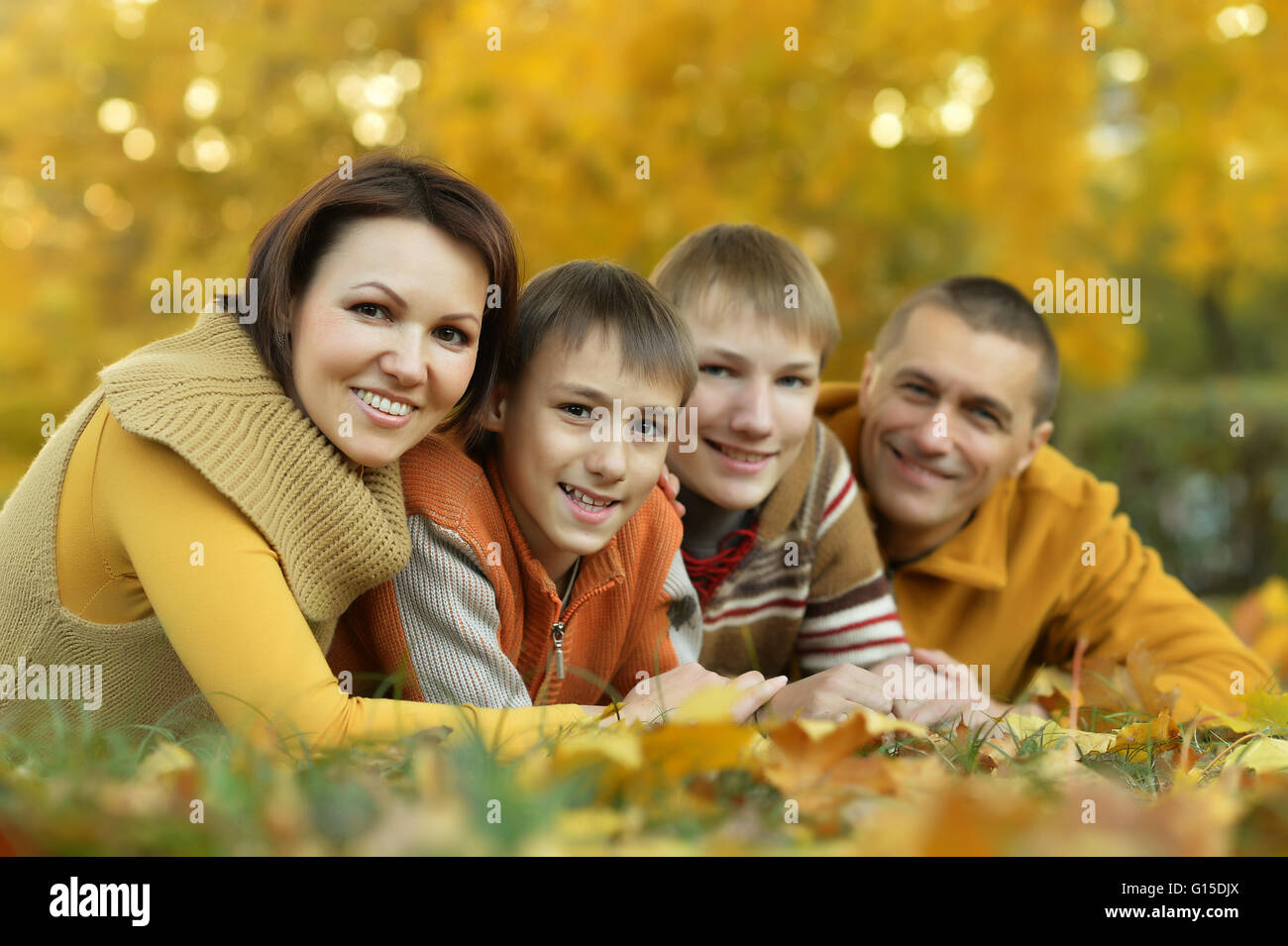 nice family relaxing Stock Photo - Alamy