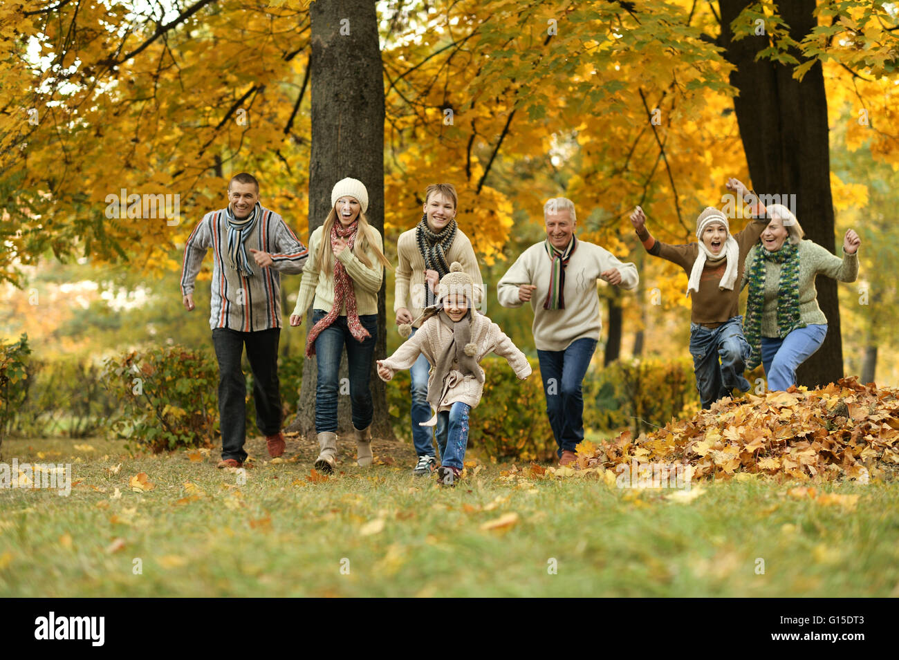 Happy smiling family Stock Photo - Alamy