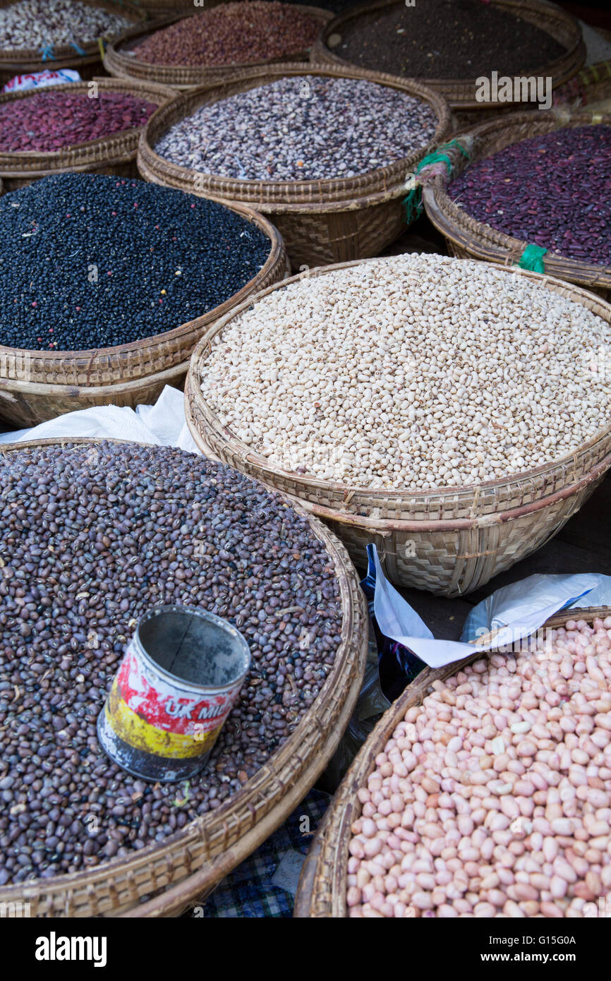 Pulses in the market, Monywa, Sagaing, Myanmar, Southeast Asia Stock ...