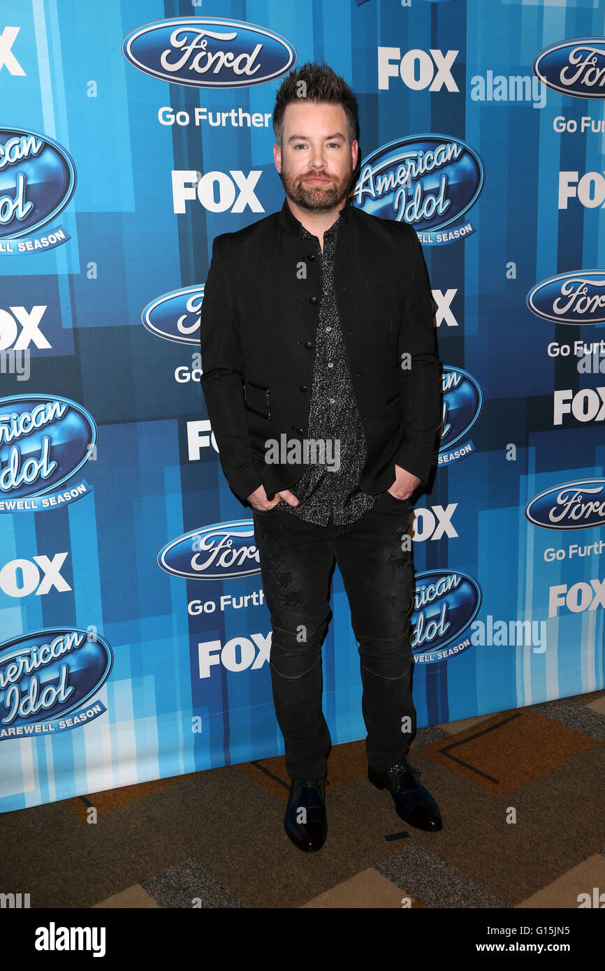 David cook american idol finale hi-res stock photography and images - Alamy